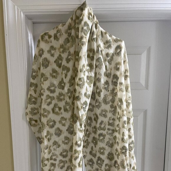 J. Crew | Accessories | Womens Lightweight 0 Wool Animal Print Wrap ...